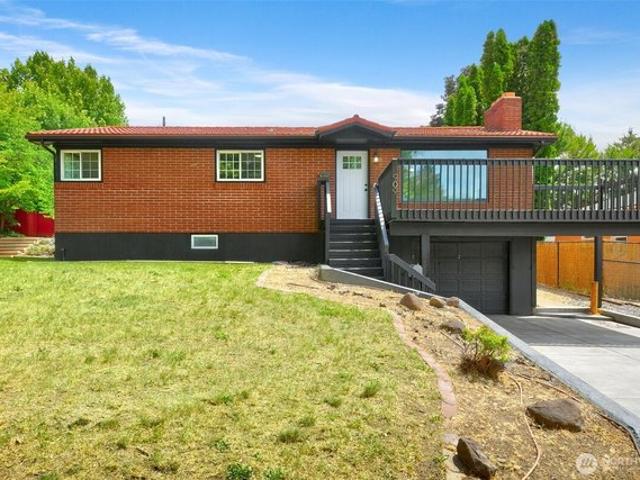 909 S 23rd Ave, Yakima, WA 98902