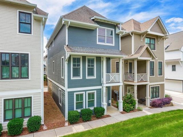 909 Spinnaker Way, Chattanooga, TN 37402