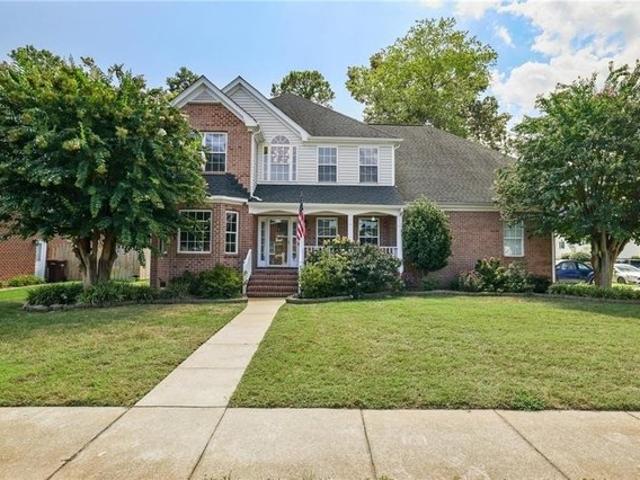 909 Sydenham Blvd, Chesapeake, VA 23322