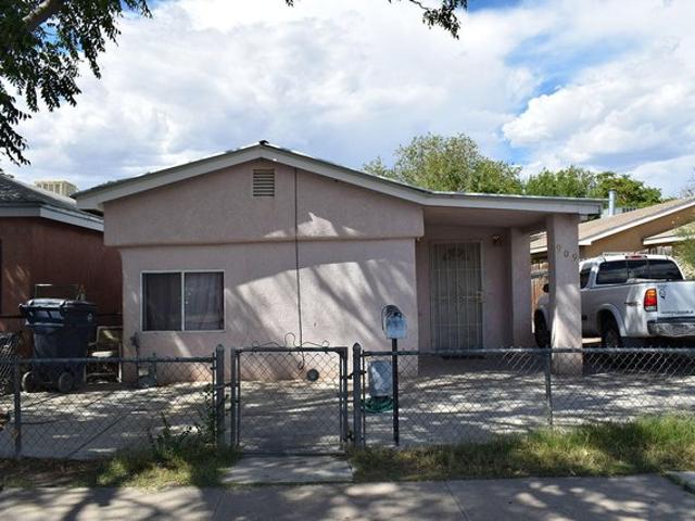909 Pacific Ave SW, Albuquerque, NM 87102