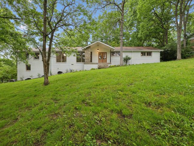 909 Plateau Pkwy