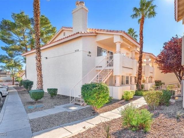 909 Red Boulder Dr Unit 202, Las Vegas, NV 89128