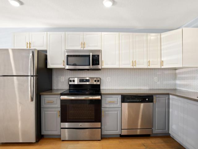 909 Reinli St, 142, Austin, TX