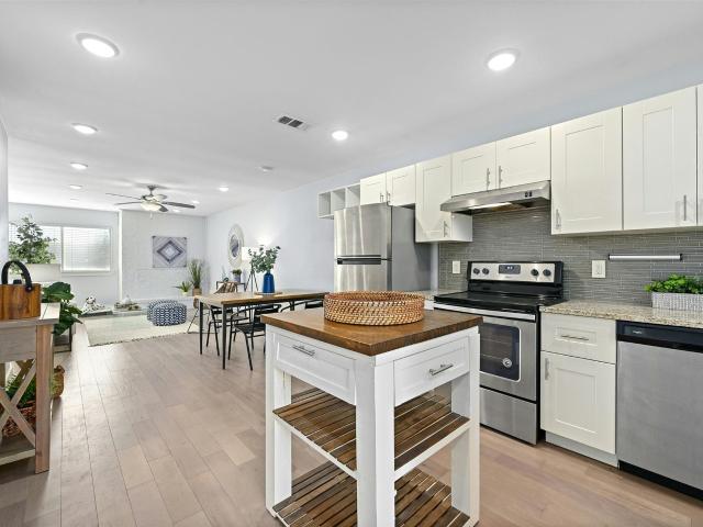 909 Reinli St # 228