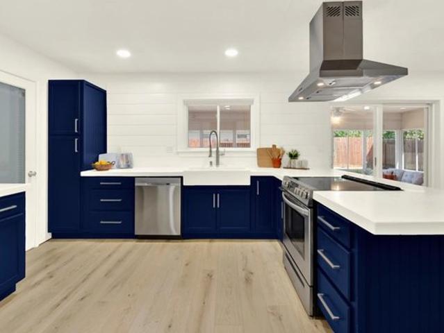 909 Whitney Ave, Suisun City, CA 94585