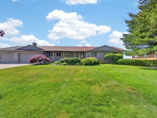 909 Tostenabe Lane