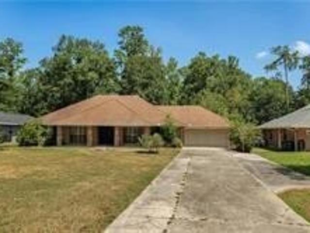 909 Tranquility Dr, Pearl River, LA 70452