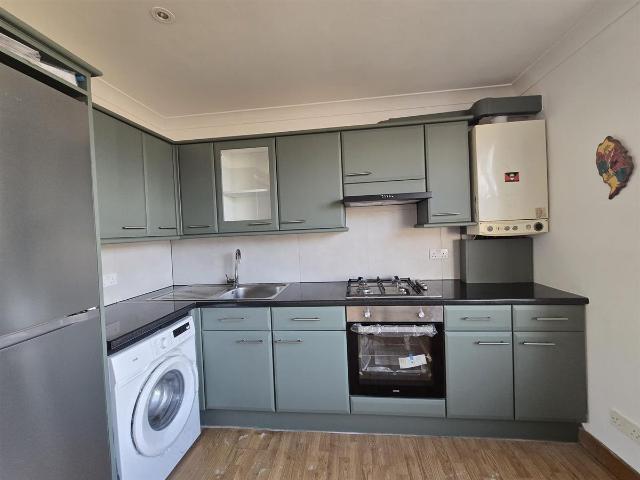 90 94 Kingsland High Street, London E8, 1 bed flat to rent, £1,750 pcm | PrimeLocation