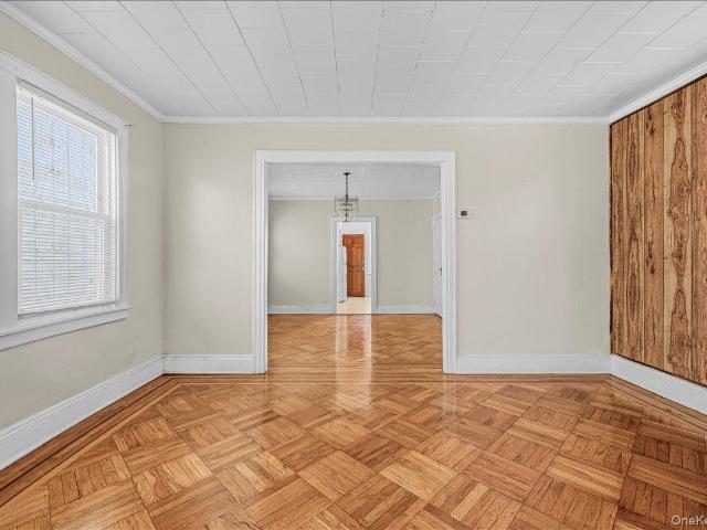 90 30 th Street