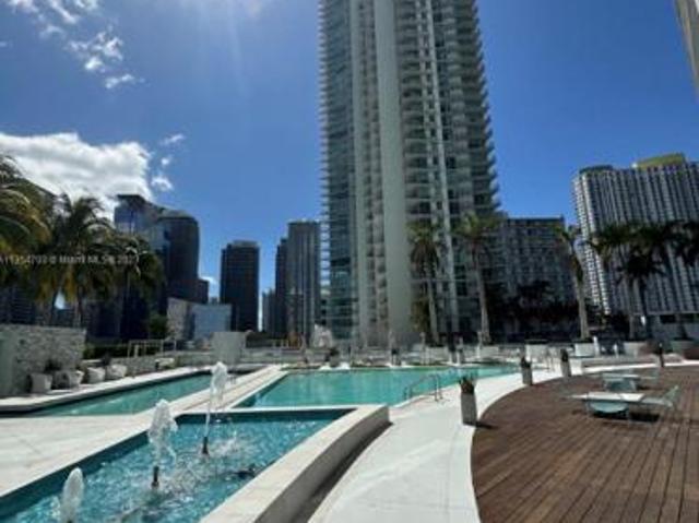 90 3rd St SW #3806, Miami, FL 33130