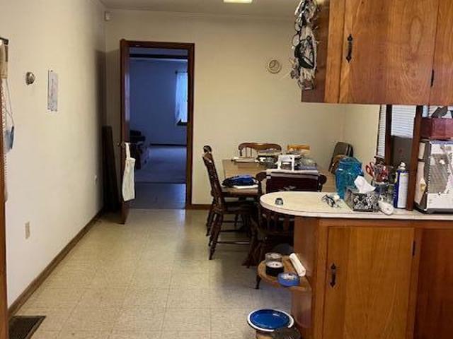 90 Tomhannock Rd, Valley Falls, NY 12185 | MLS #202610