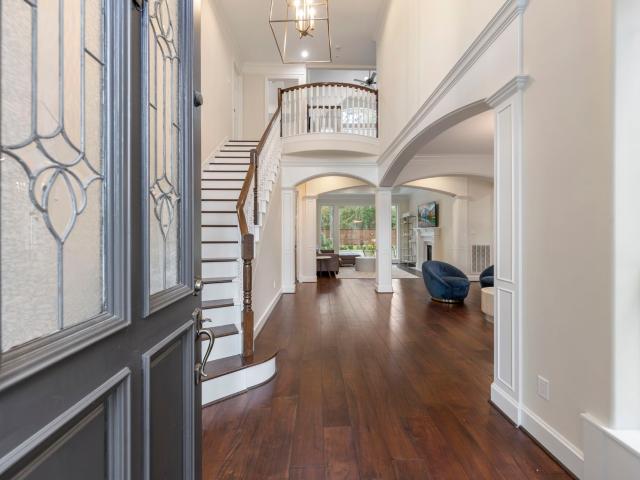 90 W Horizon Ridge Place