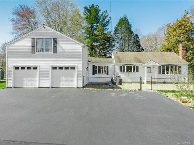 90 Wawecus Hill Rd, Norwich, CT 06360