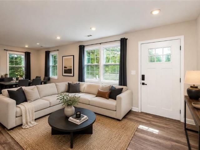 90 Whitaker Circle NW