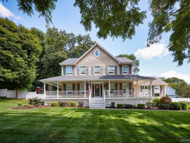 90 Woodcrest Drive