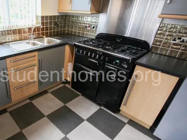 90 Albert Edward Road, Liverpool, L7 8RZ, United Kingdom | 3 bed house for rent #154578641 | Rentberry