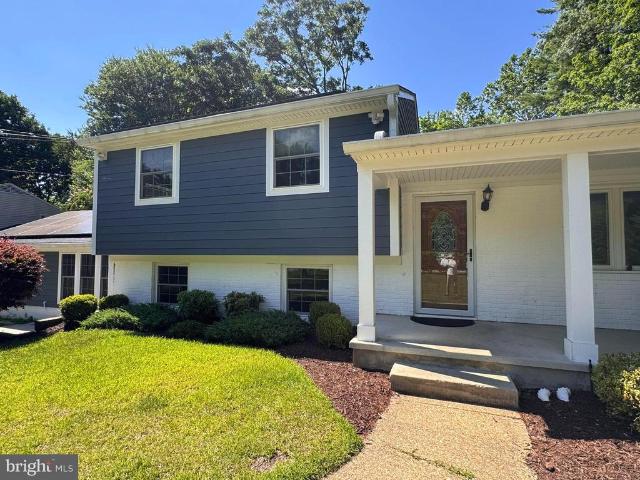 90 Avondale Circle