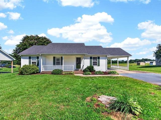 90 Ayers Ln, Scottsville, KY 42164