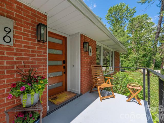 90 Bell Road