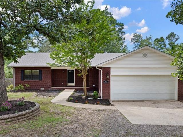 90 Birdsong Rd, Russellville, AR 72802