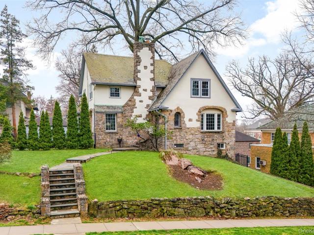 90 Boulevard, Pelham, NY 10803 | MLS #980948 | Compass