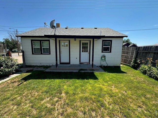 90 Cedar Ave, Akron, CO 80720