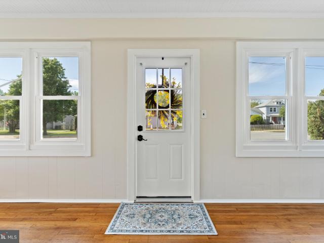 90 Chatham Heights Rd, Fredericksburg, VA 22405 | MLS #VAST2048 | Compass