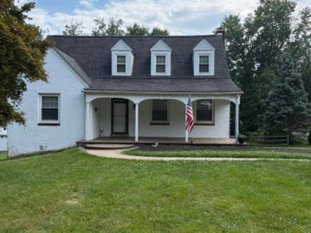 90 Clearview Avenue