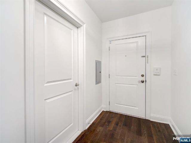 90 Clinton # 204