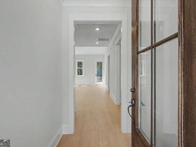 90 Doris Path