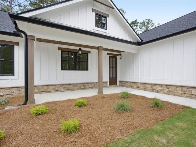 90 Doris Path