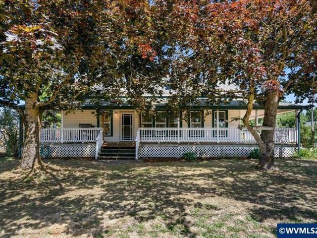 90 E B St, Halsey, OR 97348