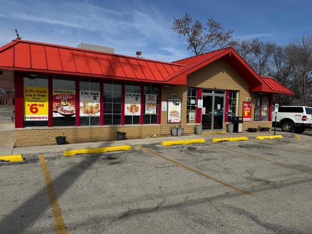 90 e devon avenue