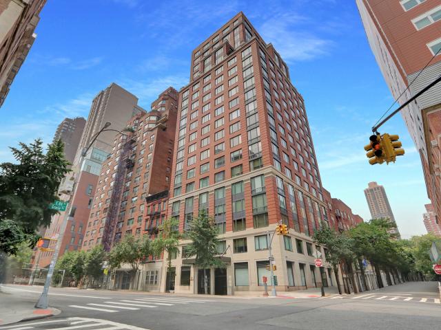 90 E END Avenue 10B