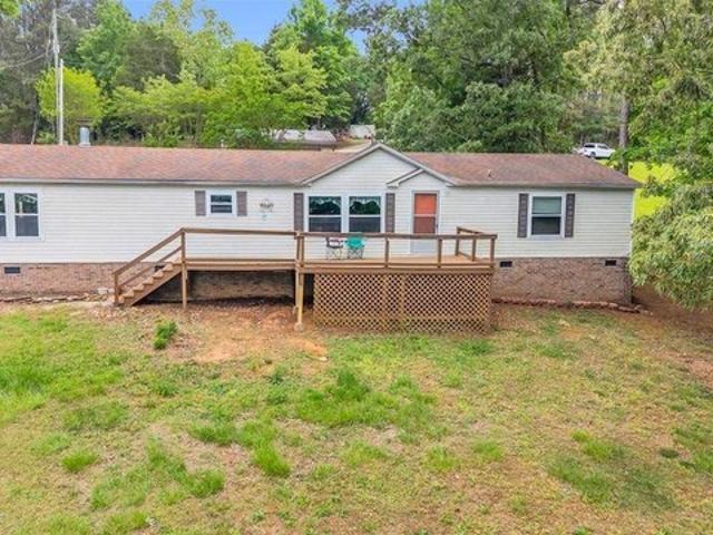 90 E Stagecoach Rd, Cross Hill, SC 29332