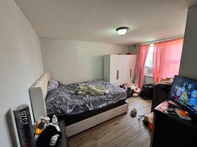 90 East 21St St