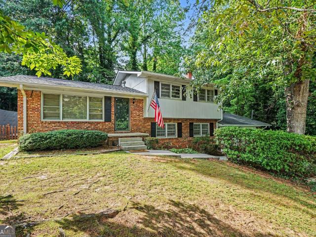 90 Elm Drive