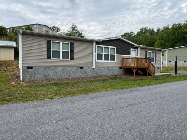 90 Enterprise Dr Unit 90, Fairview, NC 28730