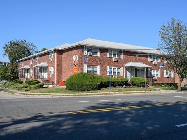 90 Essex St, Hackensack, NJ 07601