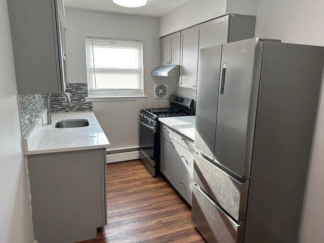 90 Essex St, Hackensack, NJ 07601