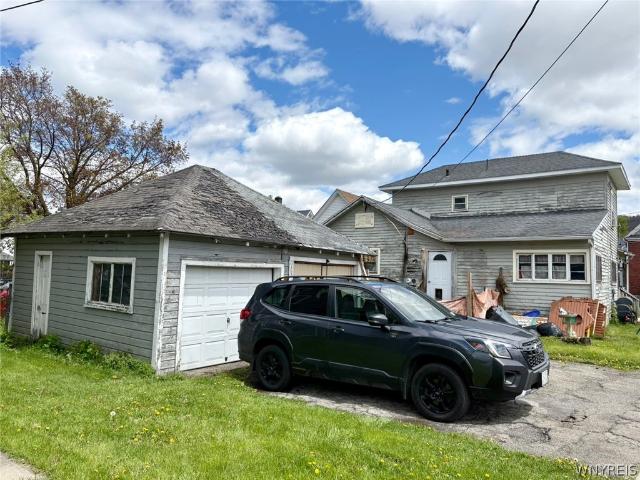 90 Frank Street