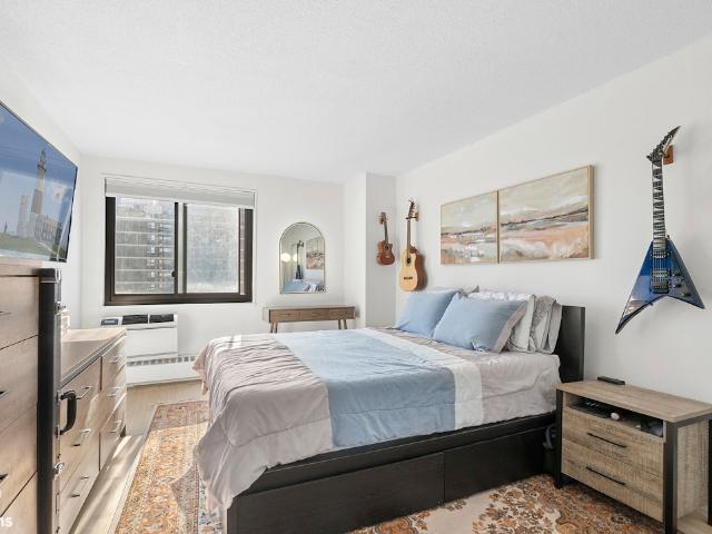 90 GOLD Street 24B