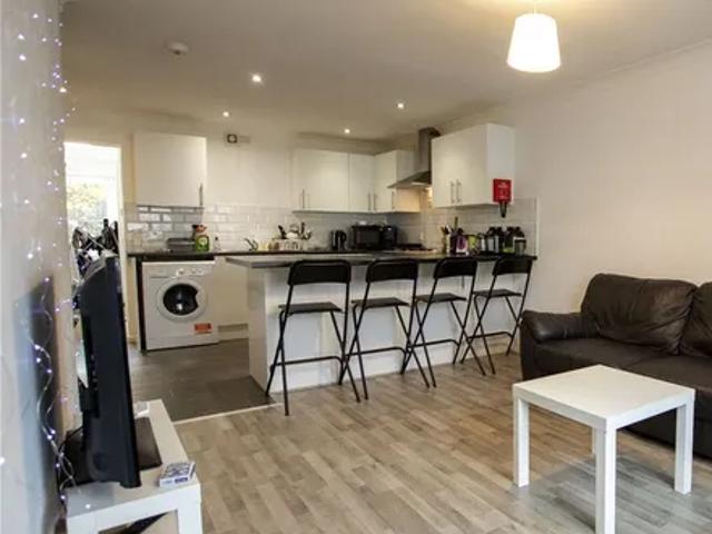 90 Heeley Road, Metchley, B29 6EZ, United Kingdom | 6 bed house for rent #160800842 | Rentberry