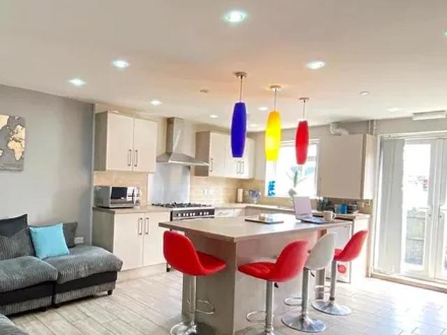 90 Heeley Road, Metchley, B29 6EZ, United Kingdom | 7 bed townhouse for rent #91222943 | Rentberry