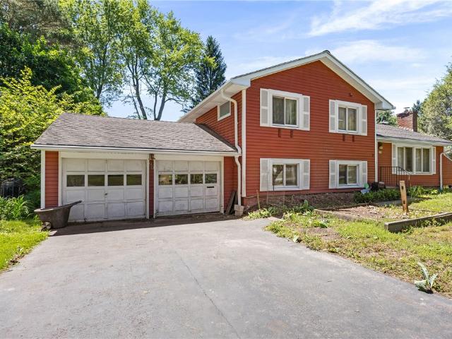 90 Hotchkiss Circle