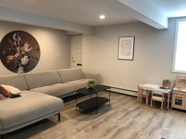 90 Iroquois Rd, Unit A, Stamford, CT 06902 | MLS #24156