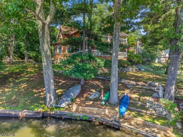 90 Ithanell Rd