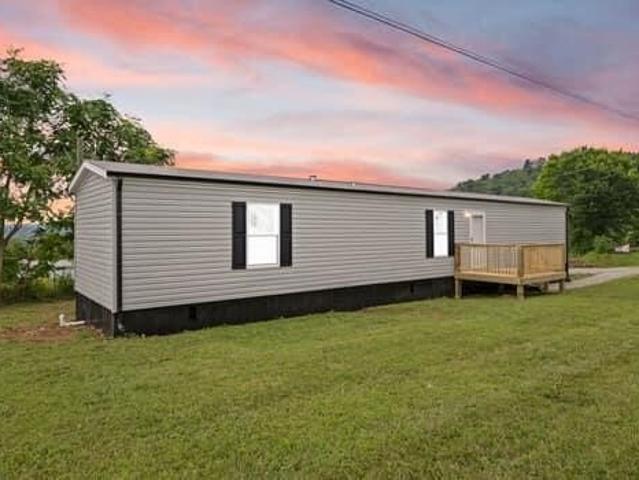 90 Kelsey Dr, Mount Vernon, KY 40456