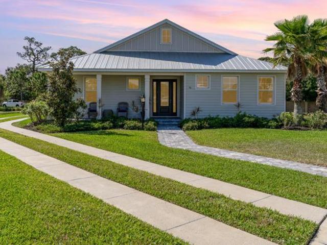 90 Lagoon Wy, Titusville, FL 32780