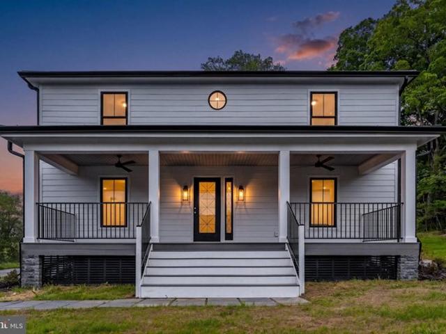90 Main St, Washington, VA 22747